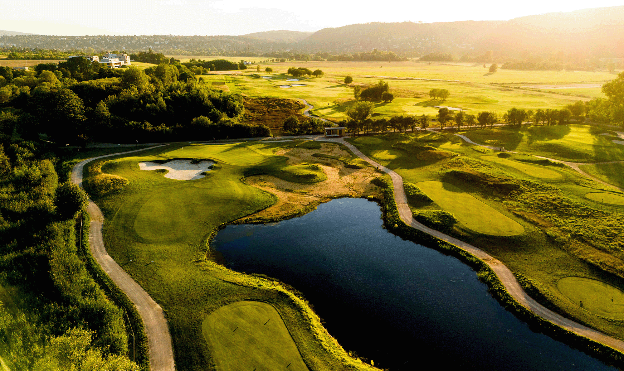 Spela golf till halv geenfee med Golfamore!