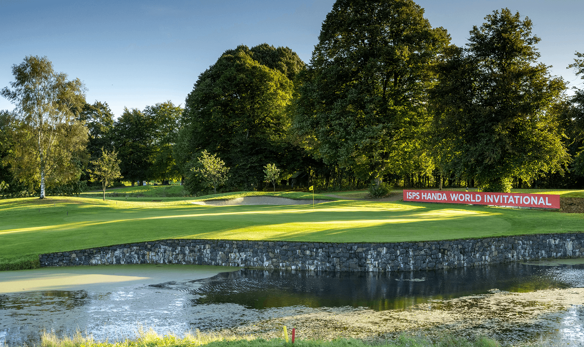 Spela golf till halv geenfee med Golfamore!