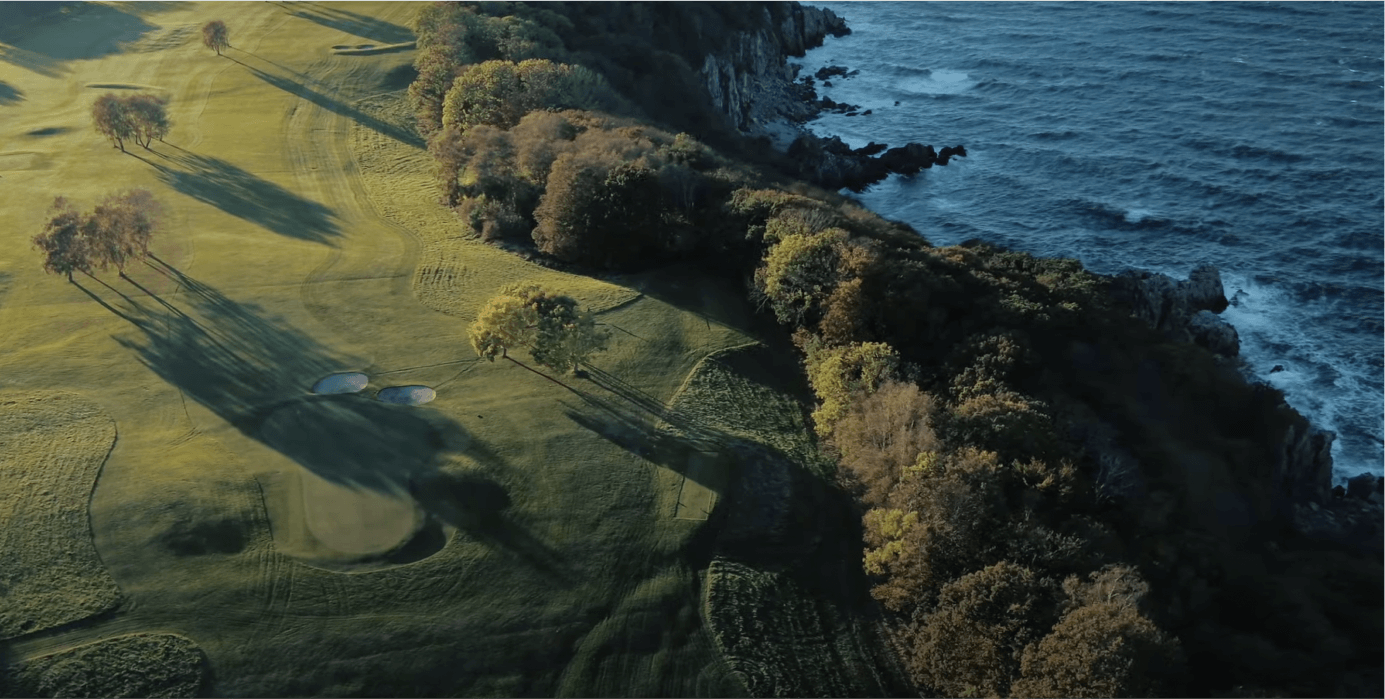 Spela golf till halv geenfee med Golfamore!